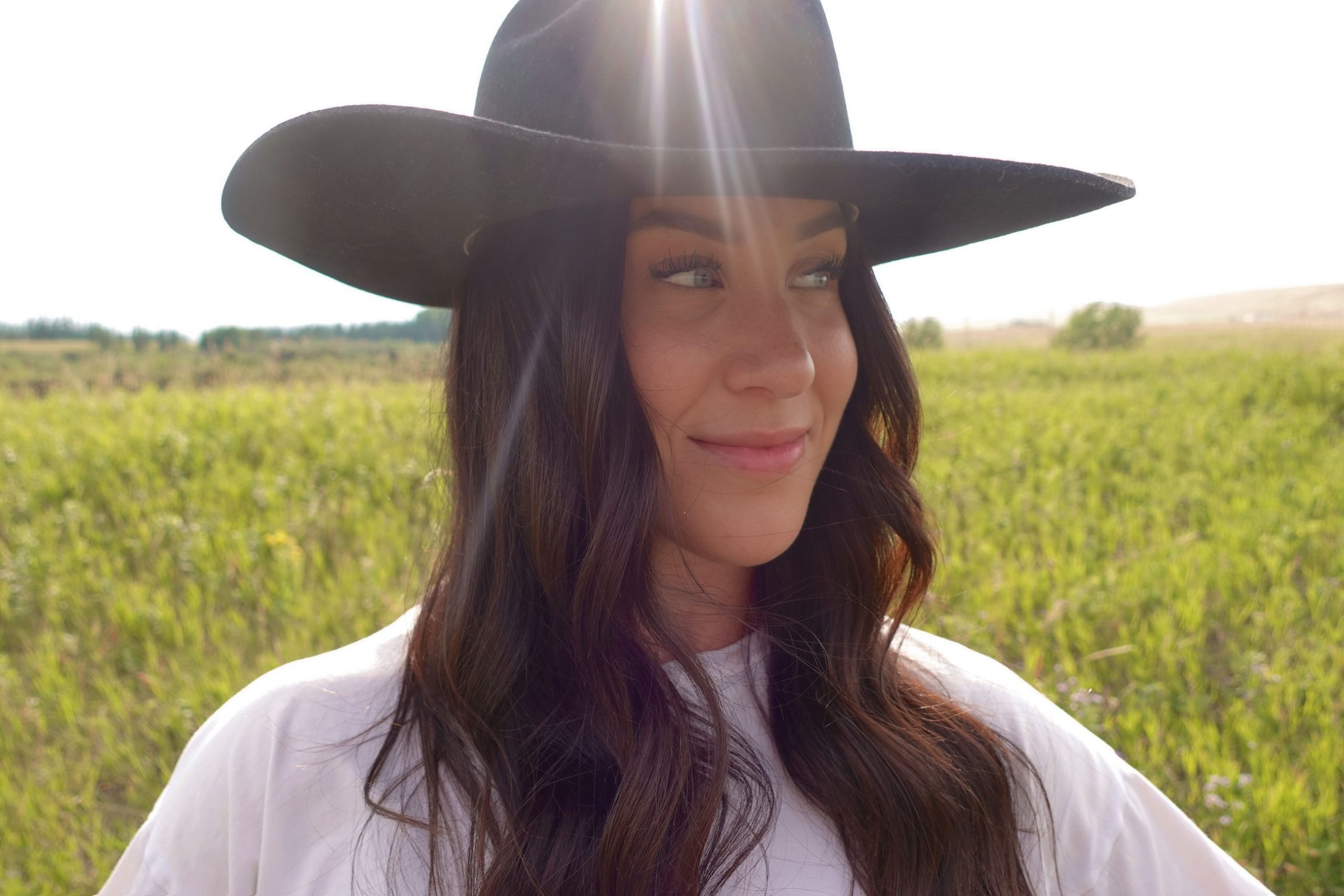 Singer and Song Writer Sarah Cole - The National Women's Show
